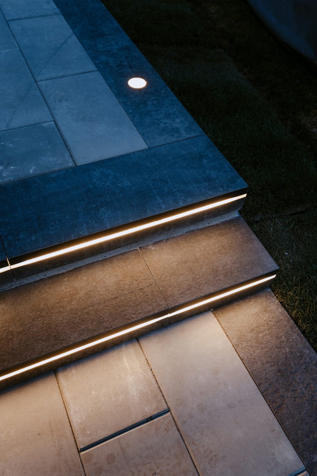 Basalt & Lights Gallery | EmperorTrade